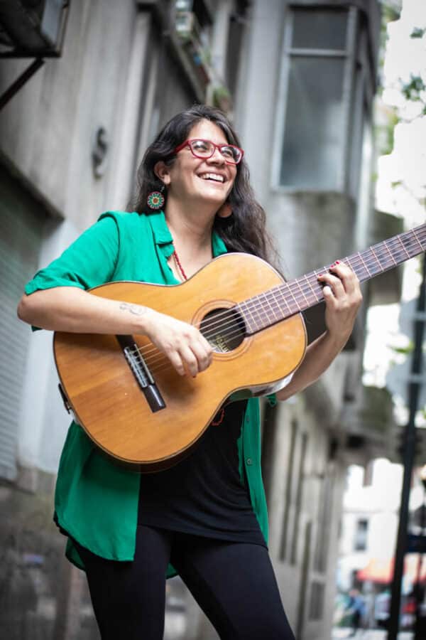 No te quedes en casa: teatro, música y un stand up mágico - lavaca